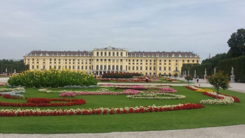 Vienna: Schönbrunn Palace and City Center Guided Tour - Key Points