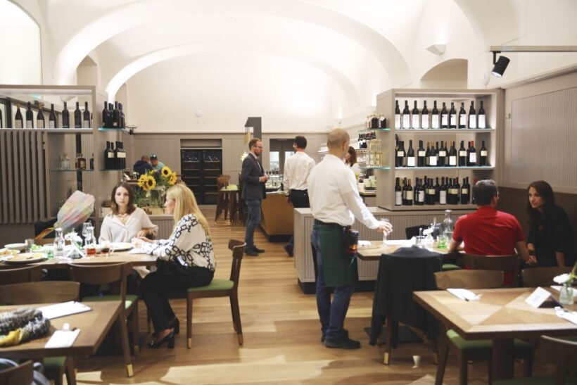 Vienna: Schönbrunn Palace Entry Ticket and Wine Tasting - Key Points