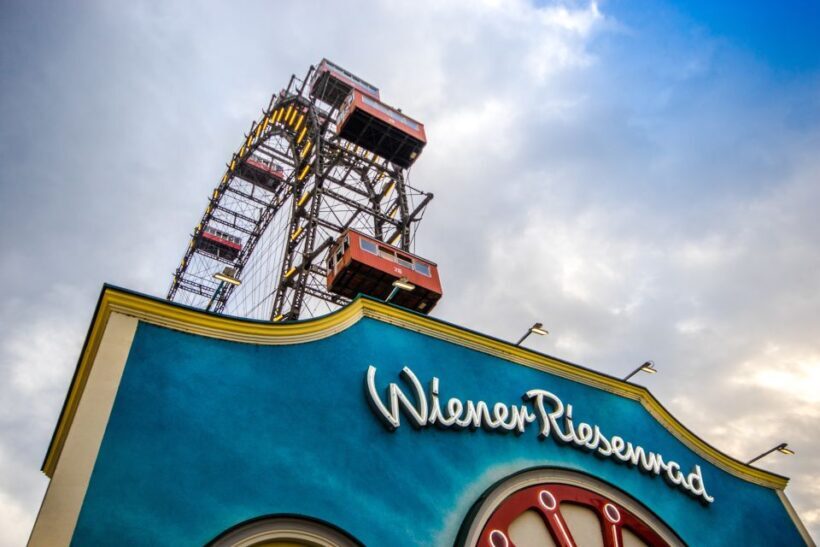 Vienna: Skip-the-cashier-desk-line Giant Ferris Wheel Ride - The Iconic Ferris Wheel and Its Setting