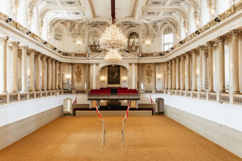 Vienna Spanish Riding School Guided Tour - Additional Practical Tips