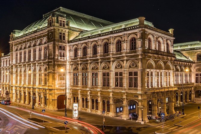 Vienna State Opera House Mozart Concert in Historical Costumes - Seating Options