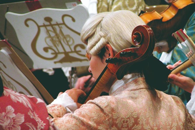 Vienna State Opera House Mozart Concert in Historical Costumes - VIP Experience