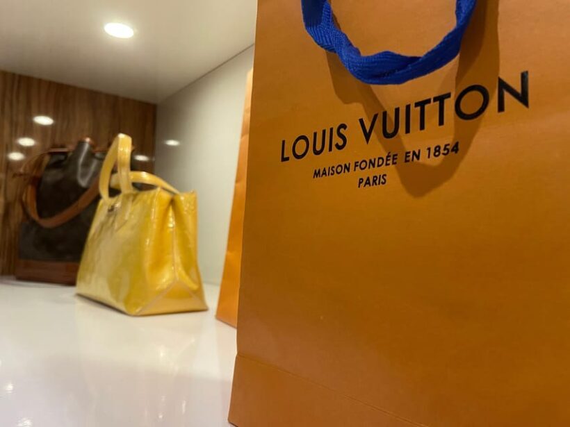 Vienna: Sunday Shopping Experience in the Iconic Ringstrasse - The Practical Side