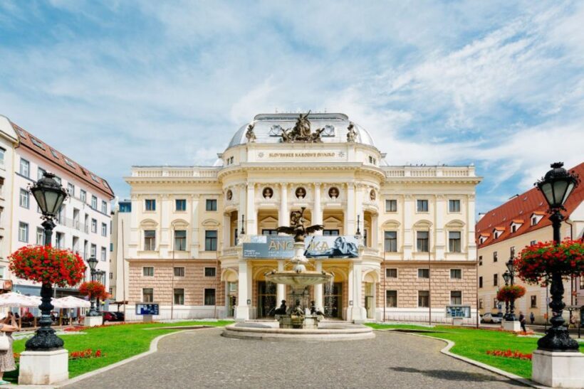 Vienna to Bratislava Tour by Bus and Boat - FAQs
