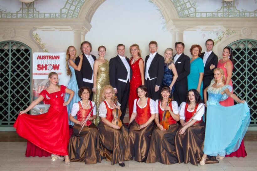 Vienna: Traditional Dinner Show at the Wiener Rathauskeller - The Sum Up: A Night of True Viennese Charm