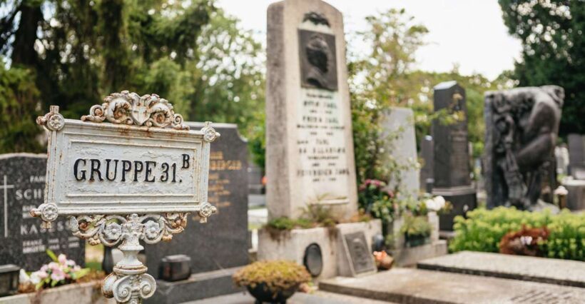 Vienna: Vienna Central Cemetery Guided Walking Tour - Key Points