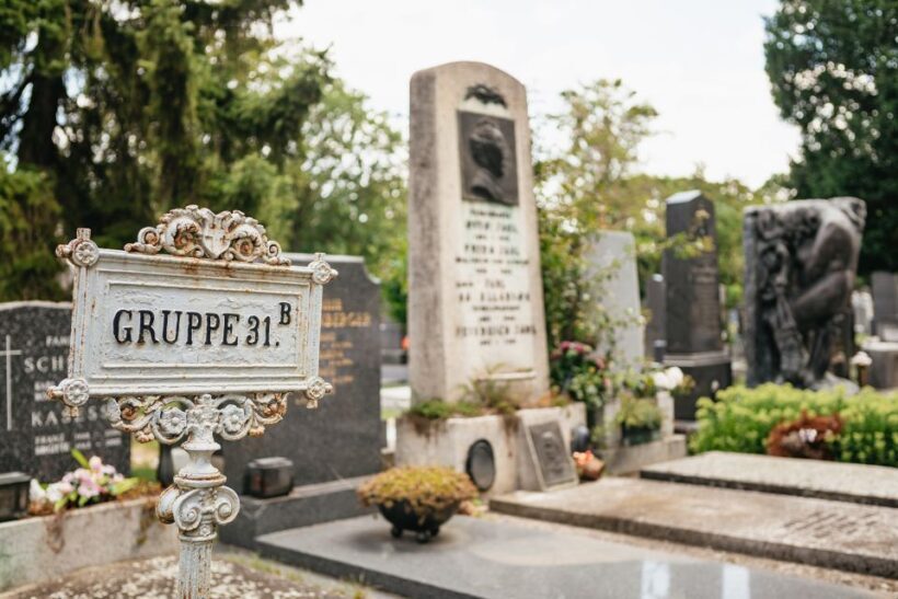 Vienna: Vienna Central Cemetery Guided Walking Tour - Why You Should Consider This Tour