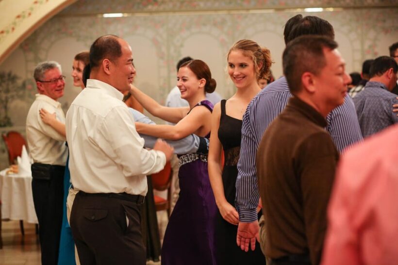 Vienna: Viennese Waltz Workshop for Couples - An Overview of the Experience