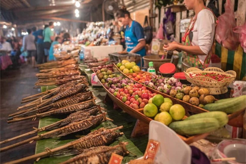 Vientiane: Night Market, Dinner, and Nightclub - Analyzing the Value