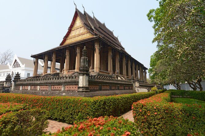 Vientiane Private Walking Tour With A Guide (Private Tour) - Exploring Vientiane Through a Private Guide