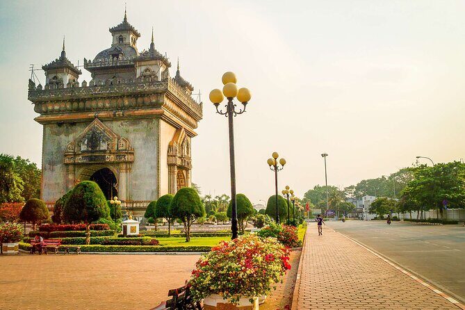 Vientiane Private Walking Tour With A Guide (Private Tour) - The Practical Side: Cost, Duration, and Tips