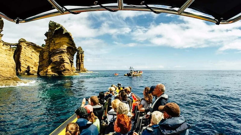 Vila Franca Islet: Around The Islet Guided Boat Tour - Who Will Love This Tour