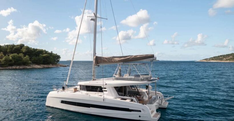 Vilamoura: Algarve Half-Day Private Catamaran Charter - An Authentic Algarve Sailing Experience