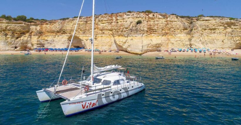 Vilamoura: Guided Sightseeing Cruise with Beach BBQ & Drinks - Key Points