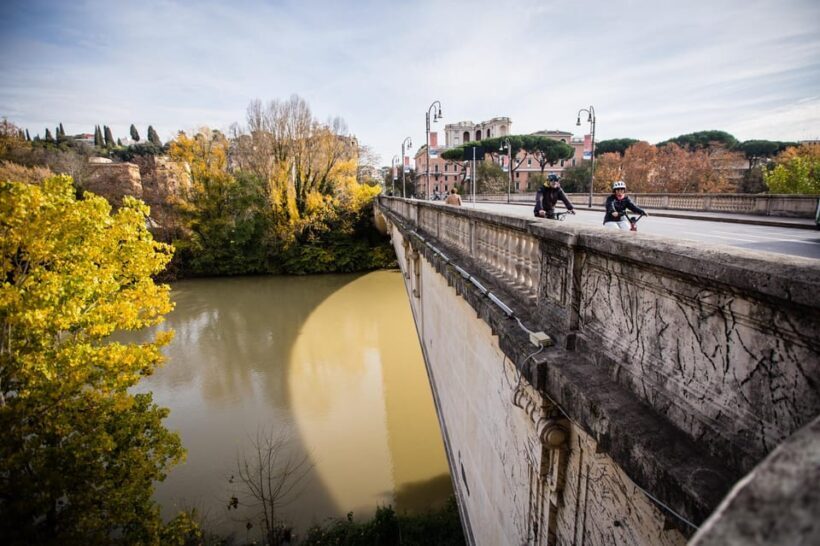 Villa Ada, Villa Borghese and Ponte Milvio: e-biking between nature and history - An Honest Look at the Itinerary