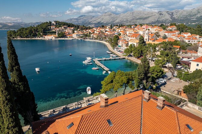 Villa Banac - Gallery Entrance - Exploring the Villa Banac Gallery Entrance in Depth