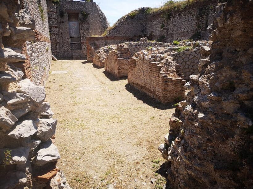 Villa jovis, guided walk to the Roman imperial villa - The Practicalities