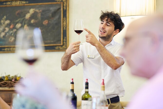 Villa Medicea Di Lilliano Tour with Wine Tasting - Exploring the Villa Medicea di Lilliano Tour in Depth