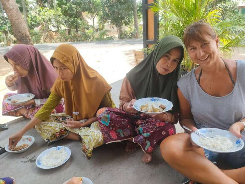 Village culture and nature sasak tour - Key Points