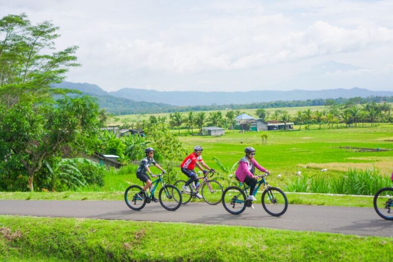 Village Cycling Tour in Nanggulan - FAQ