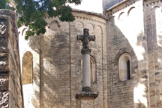 Villages and wine tasting around the Pic Saint Loup - Transportation and Group Size