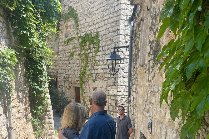 Villages and wine tasting around the Pic Saint Loup - What We Love and Consider