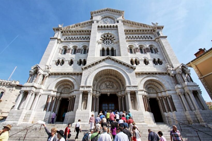 Ville Franche: Private 5-Hour Sightseeing Tour - Practical Details and Value