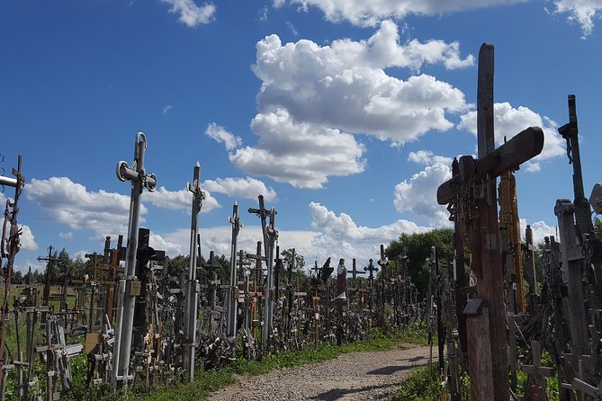Vilnius to Riga Day Trip: The Hill of Crosses, Rundale Palace and Bauska Castle - Transportation and Accessibility