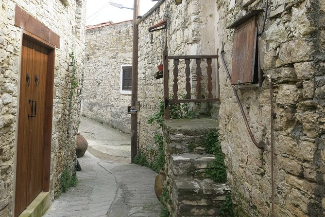 Vino Venture: Explore With a Local - Troodos Mountains Thru Wine! - Discovering Omodos Village