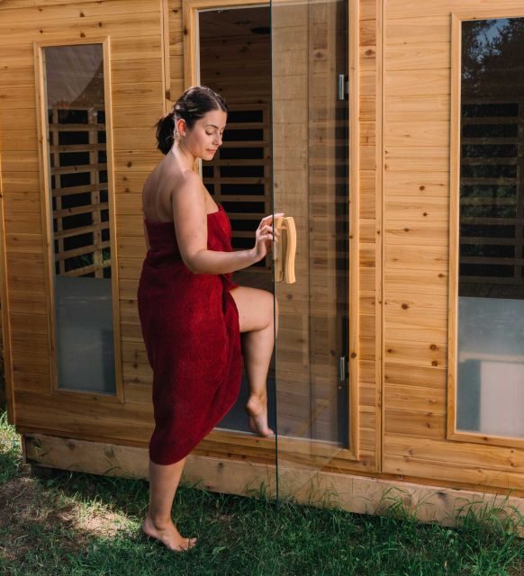 Vinotherapy in a Gallura winery with wine tasting - The Cost and Value
