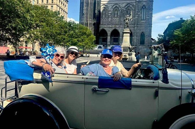 Vintage 1930 convertible! Old Montreal Tour-Private Guide -70 min - Practical Details: What You Need to Know