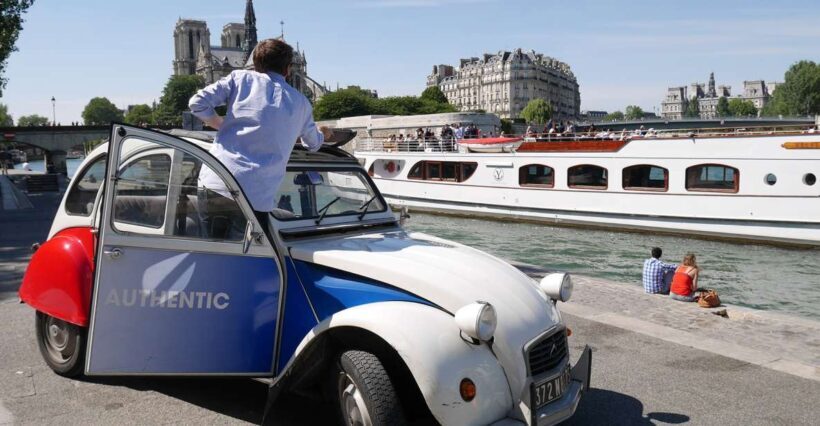 Vintage 2CV tour + Cruise - The Seine River Cruise