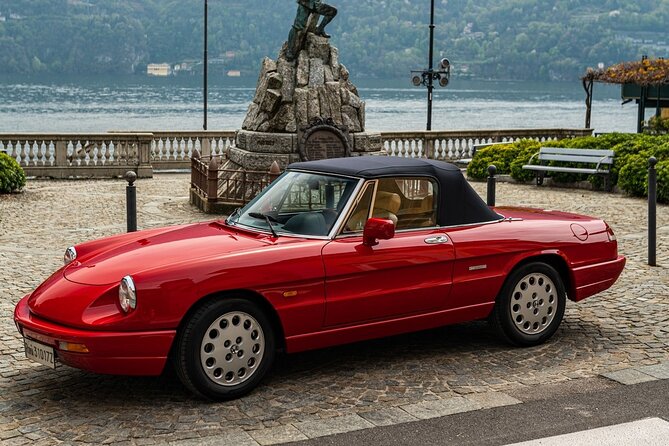 Vintage car rental on the lake for a day - Key Points