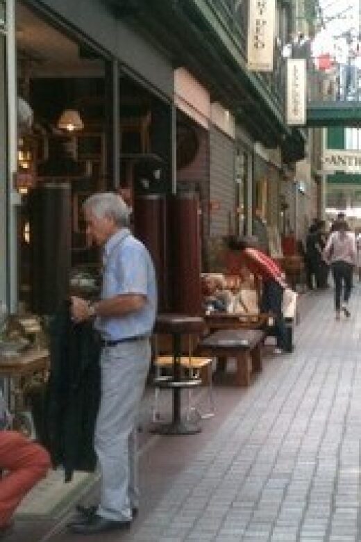 Vintage Paris & St Ouen Flea Market Walking Tour - Key Points