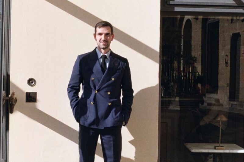 Vintage Photographer in Florence (Perfect for Couple) - Key Points