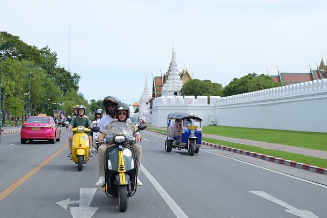 Vintage Scooter Bangkok Tour on Weekday (City Route) - FAQ