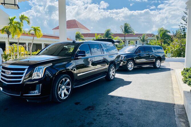 Vip Cadillac transportation in Punta Cana-BAVARO ROUNDTRIP - Key Points