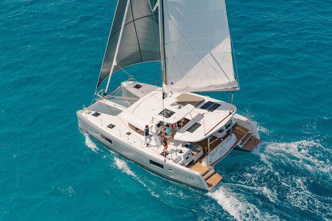 VIP Catamaran Luxury Private Tour in Lisbon up to 18 clients - Exploring the Itinerary: Whats Included and What You Might See