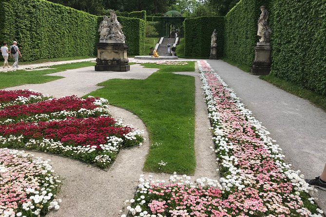 VIP Day Trip Neuschwanstein and Linderhof Castle From Munich - Traveler Experiences and Feedback
