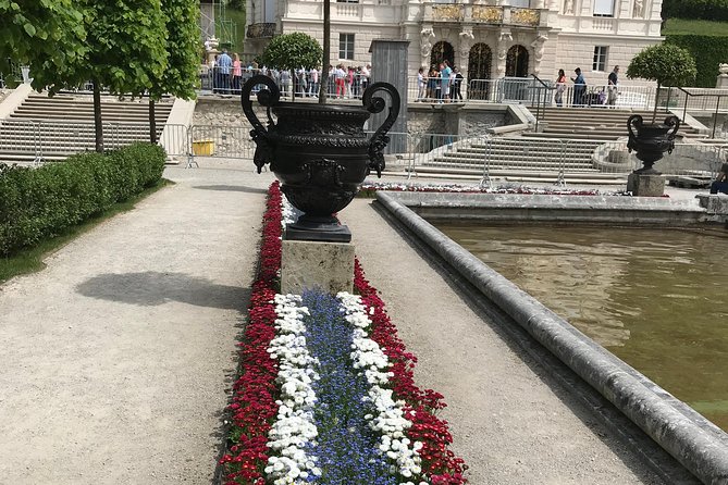 VIP Day Trip Neuschwanstein and Linderhof Castle From Munich - What to Expect on the Tour