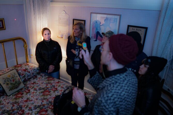 VIP Haunted Hotel Experience: Ghost Hunting plus Cocktail - The Experience for Visitors