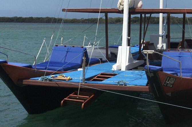 VIP Morning Delight Champagne Sailing and Snorkeling with Lunch - The Real Value for Travelers