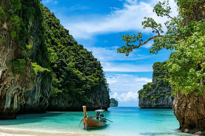 VIP Private Boat to Phi Phi Island: Snorkeling + Land Tour - What Makes This Tour Stand Out?