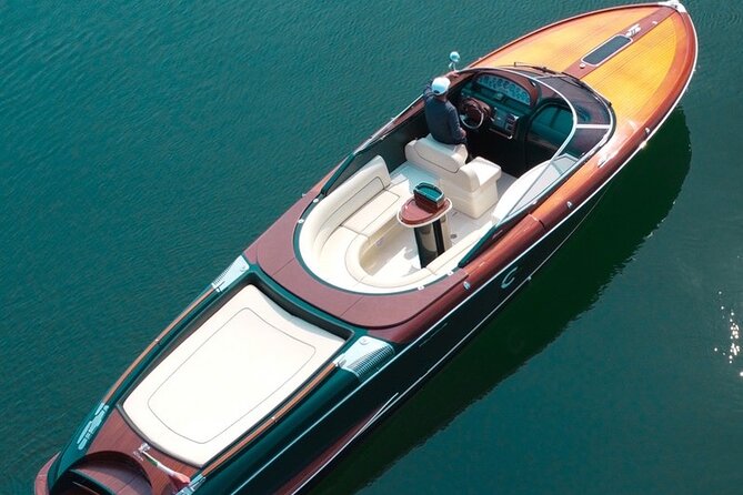 VIP Private Luxury Boat Tour - Riva Aquariva Yacht Venice - Key Points