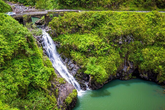VIP Private Road to Hana Tour in Cadillac Escalade with Pickup - Analyzing the Value