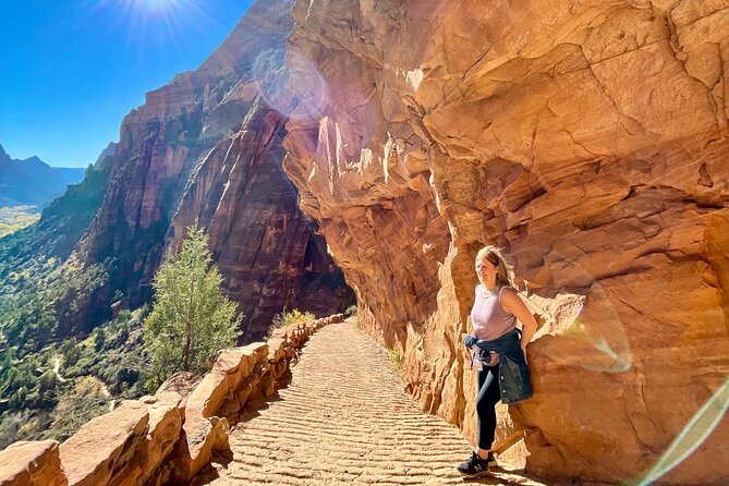 VIP Small Group Guided Photography and Walking Tour of Zion - Exploring the Scenic Routes of Zion