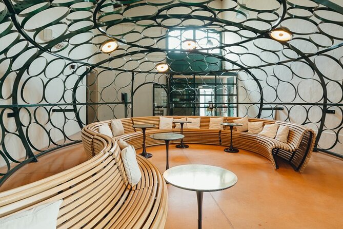 VIP Tour of the Cellars, Wine and Vermouth Tastings - Accessibility and Tour Logistics