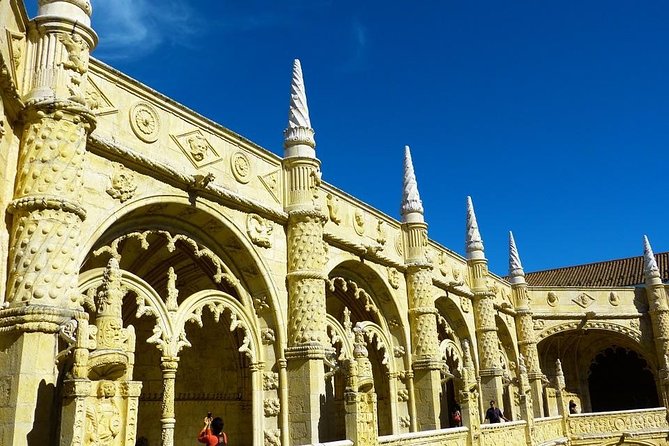 VIP Walking Tour - Lisbon With Your Private Guide - in German - Inclusions and Exclusions