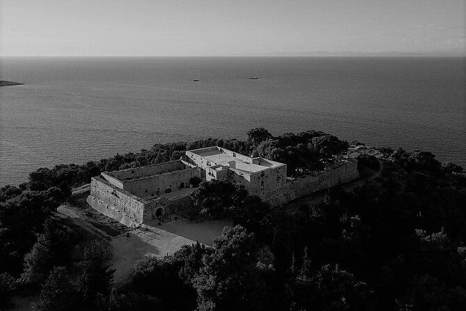 Vis Military Tour - Booking and Confirmation