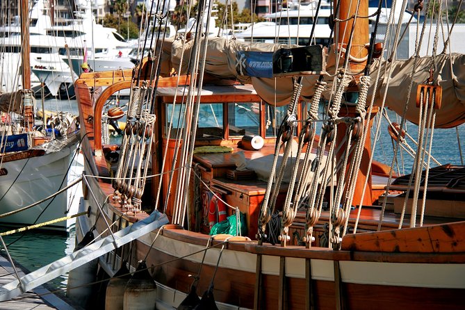 Visit Barcelona Kickstart Tour (Tips & Tricks included) - The Sum Up